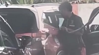 Viral Petugas SPBU di Muna Isi Pertalite Lewat Pintu Mobil, Diduga ...